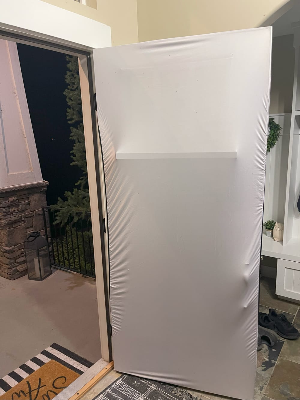How to Projector Map Your Door for a Jaw-Dropping Halloween Effect ...